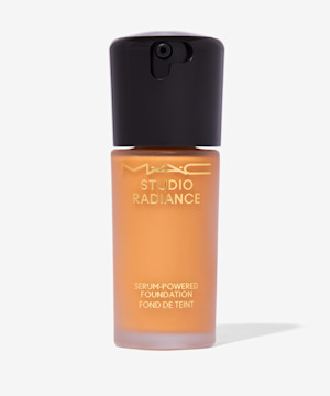 MAC Cosmetics Studio Radiance Serum Powered Foundation - NC44 at BEAUTY BAY