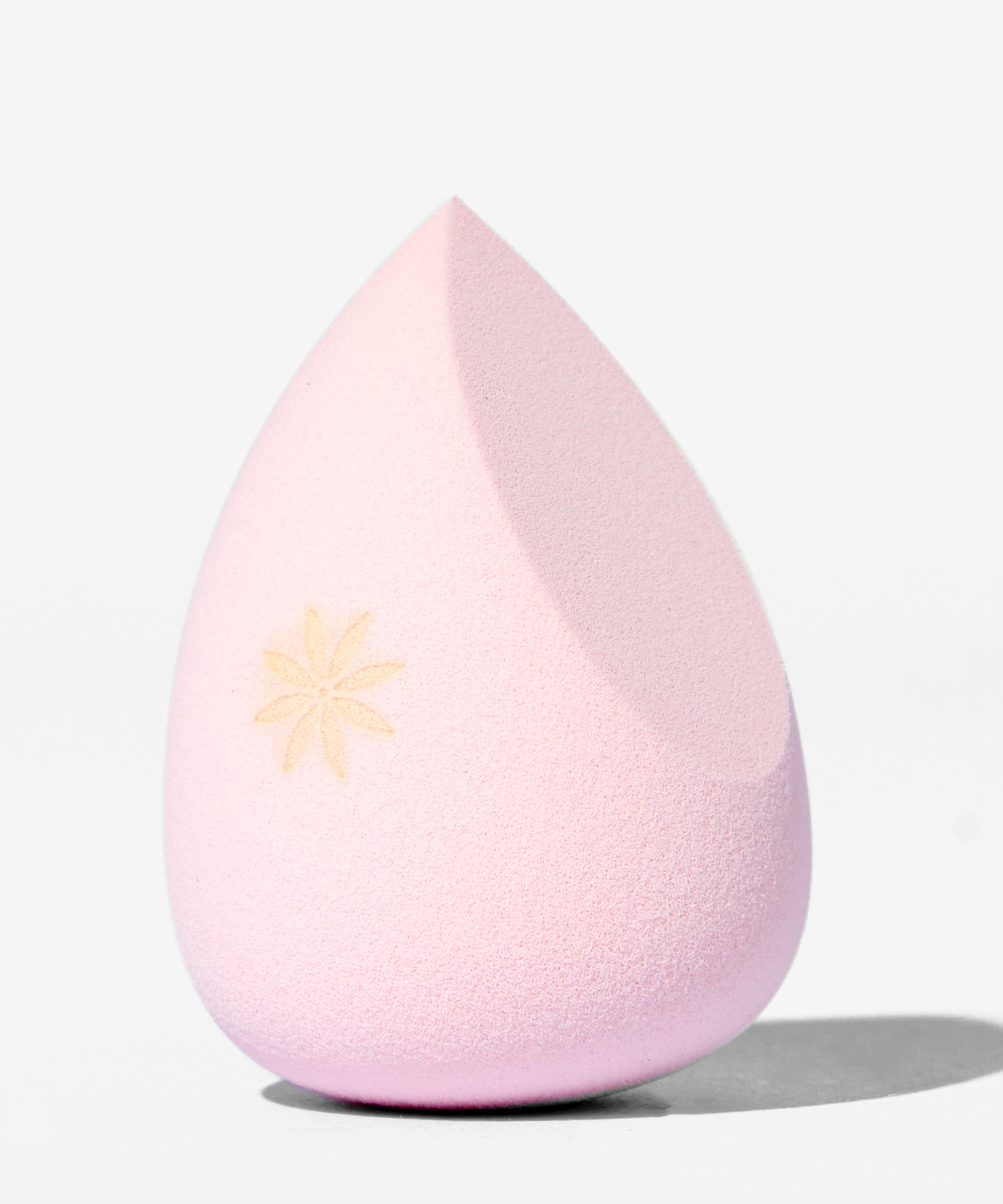 Brushworks HD Multi Tasking Complexion Sponge at BEAUTY BAY Brushworks HD Multi Tasking Complexion Sponge at BEAUTY BAY