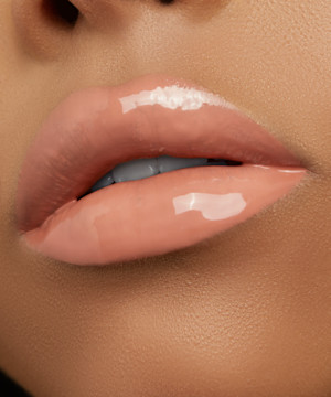 Doll Beauty Lipgloss - #Gobby at BEAUTY BAY