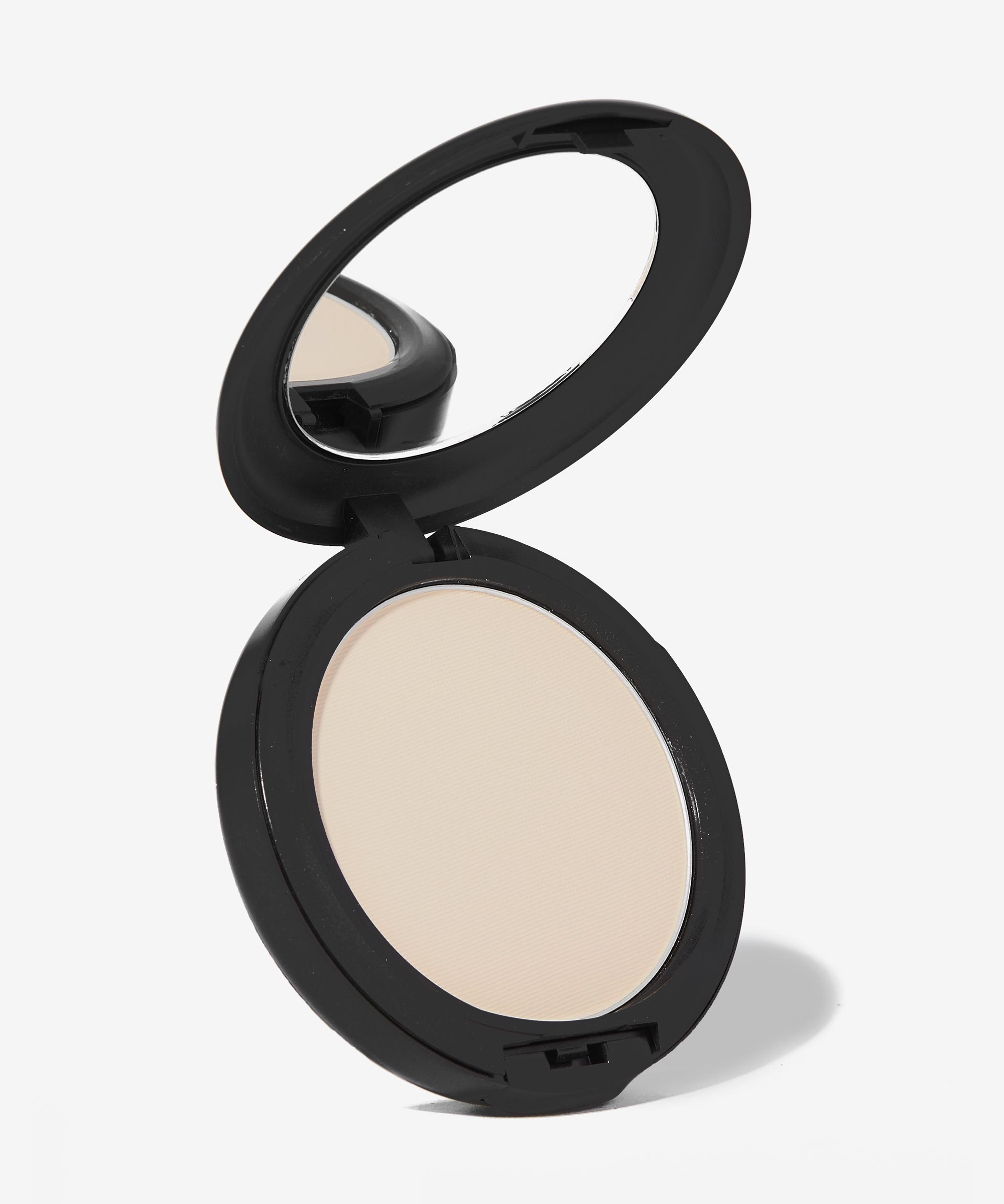 MAC Cosmetics Studio Fix Powder Plus Foundation - NC10 at BEAUTY BAY