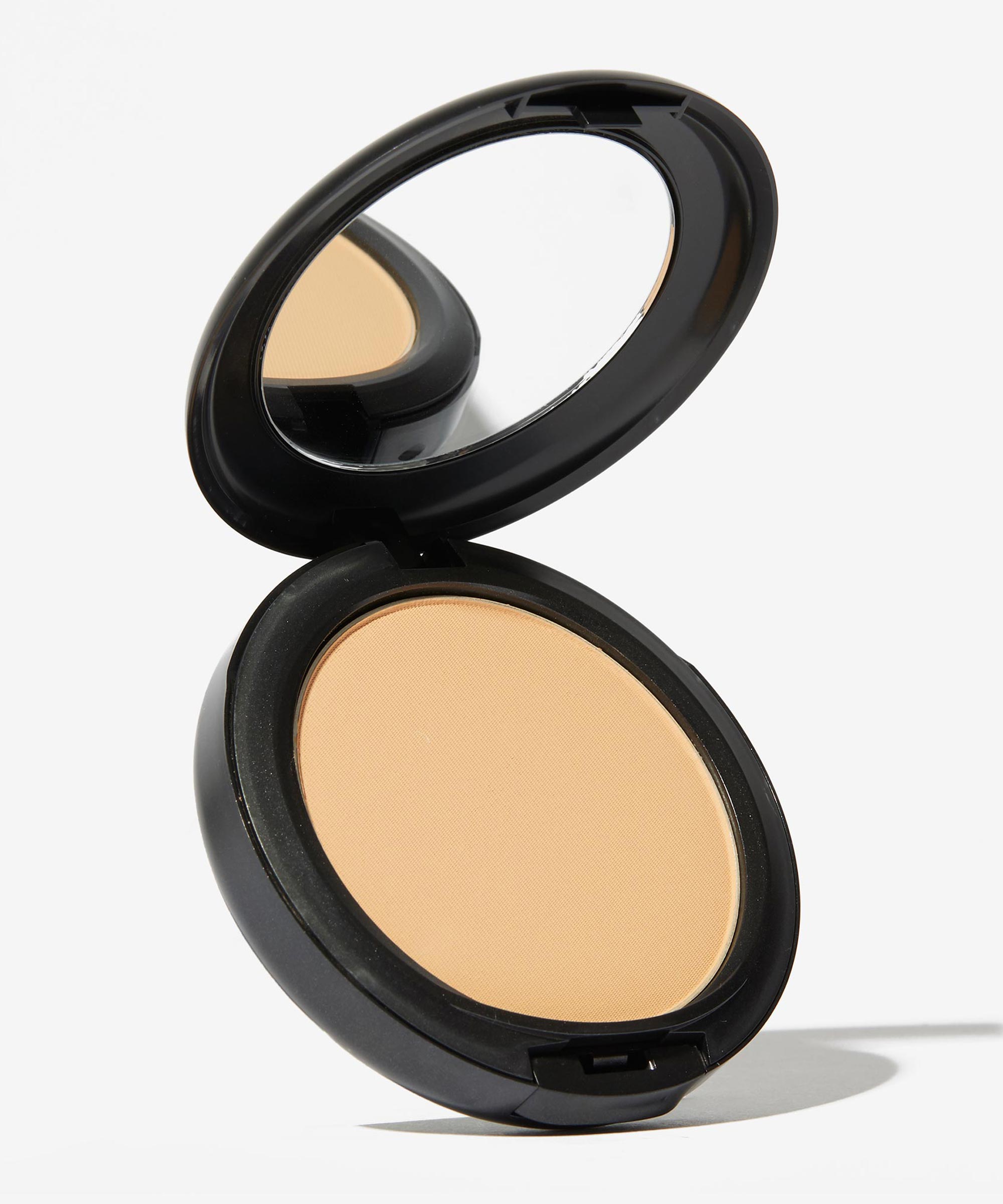MAC Cosmetics Studio Fix Powder Plus Foundation - C5 at BEAUTY BAY