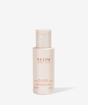 NEOM Real Luxury Cocooning Shower Cream - at BEAUTY BAY