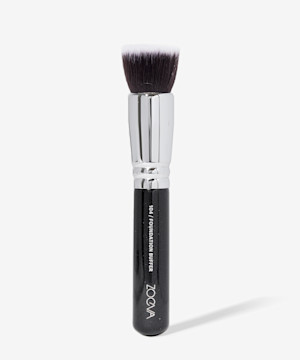 ZOEVA 104 Foundation Buffer Brush at BEAUTY BAY